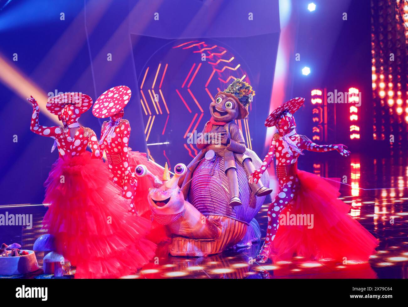 Cologne, Germany. 18th May, 2024. The character "The Flea" is on stage ...
