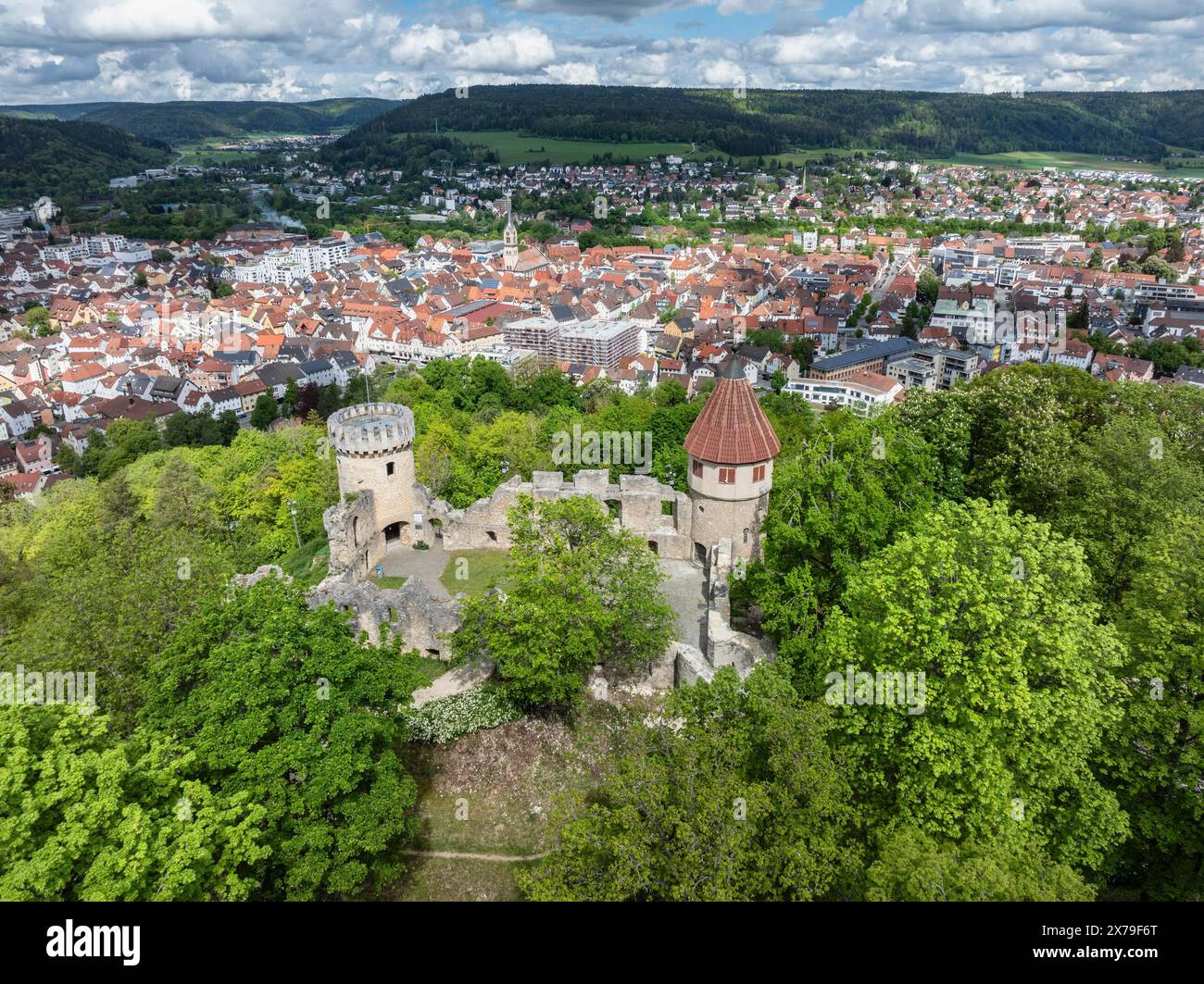 Aerial view of the Honburg castle ruins on the Honberg with the town of ...