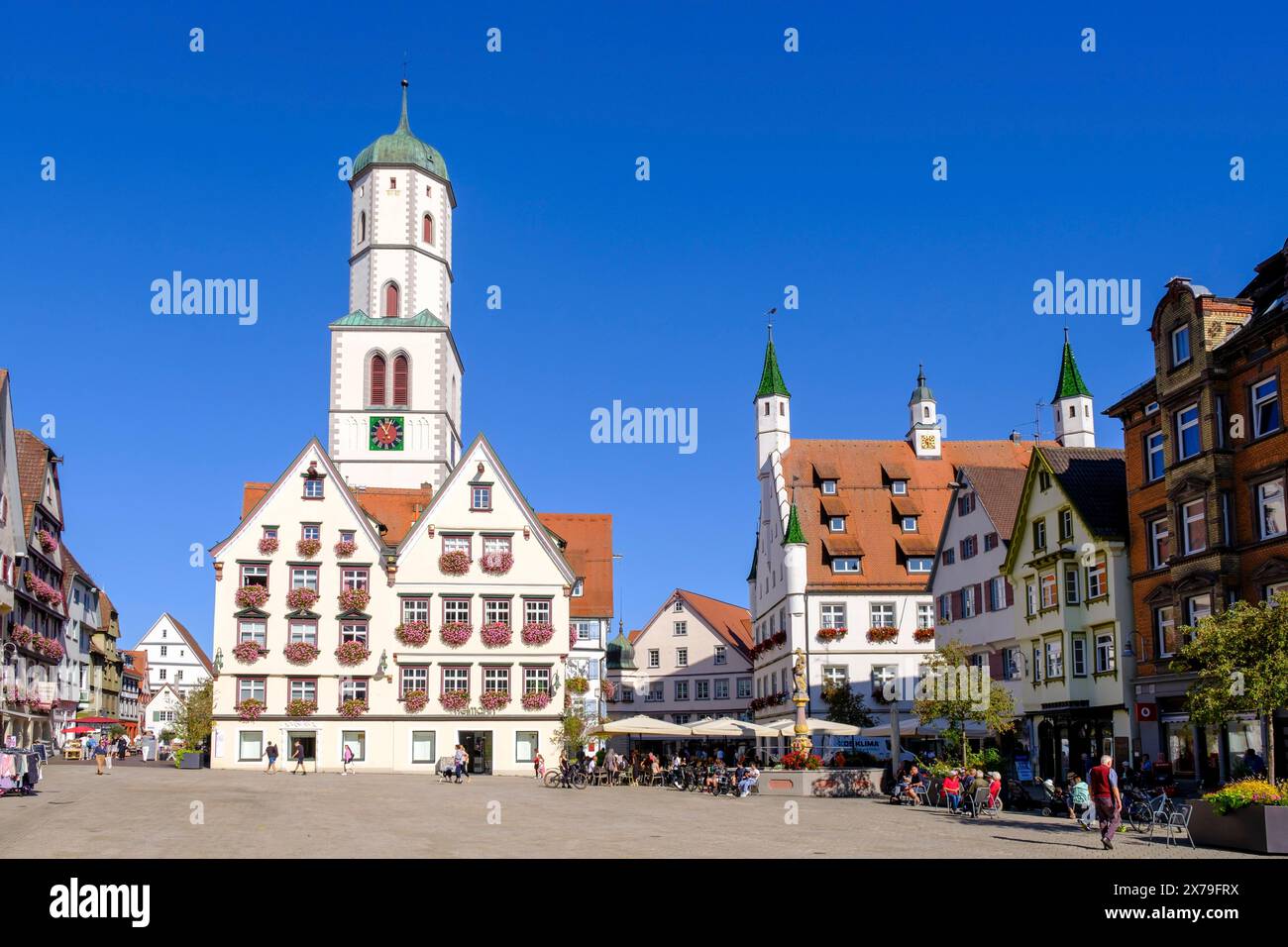Market square, St Martin's parish church, old town centre of Biberach ...