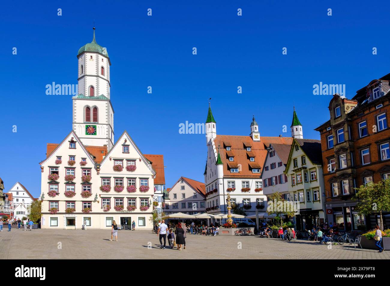 Market square, St Martin's parish church, old town centre of Biberach ...