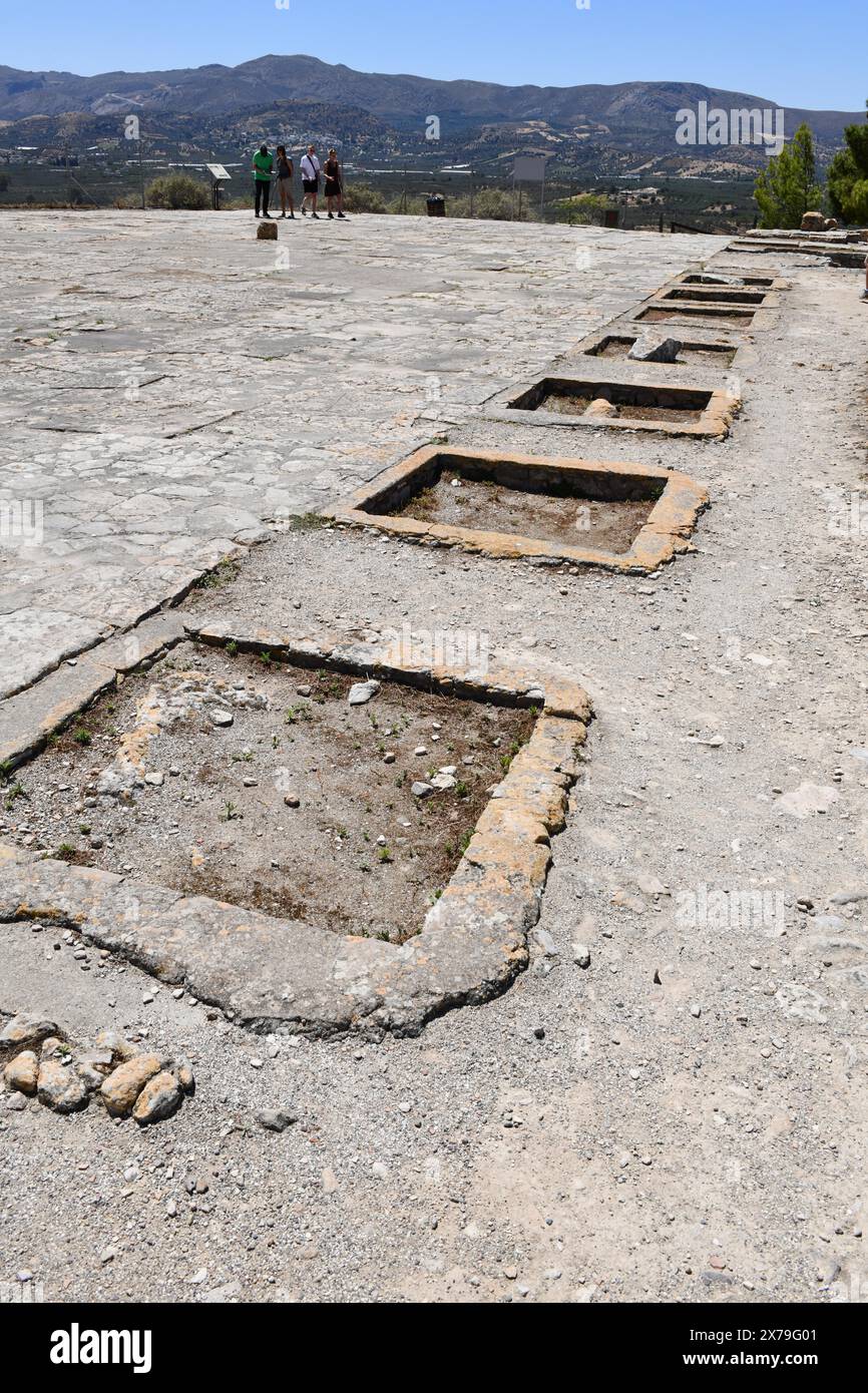 Archeological excavation square hi-res stock photography and images - Alamy