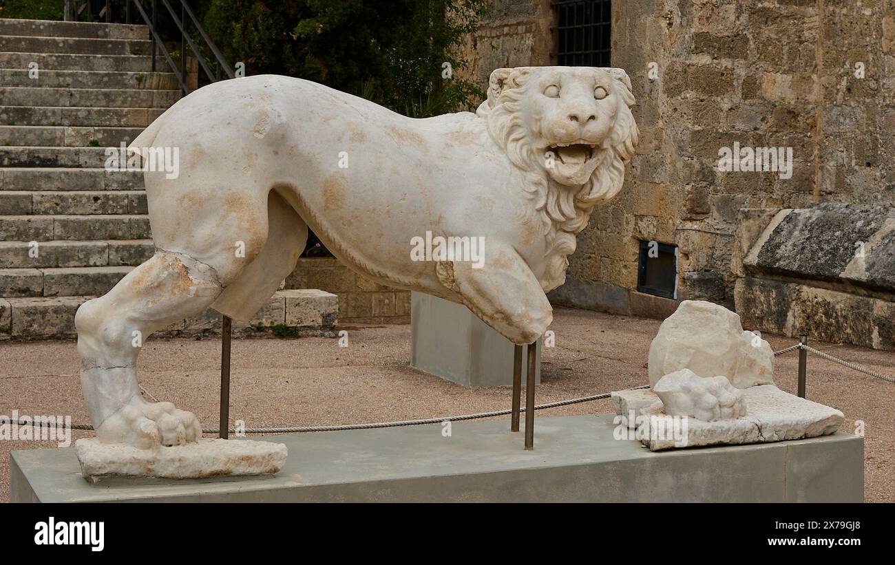Incomplete antique marble sculpture of a mythological lion figure ...