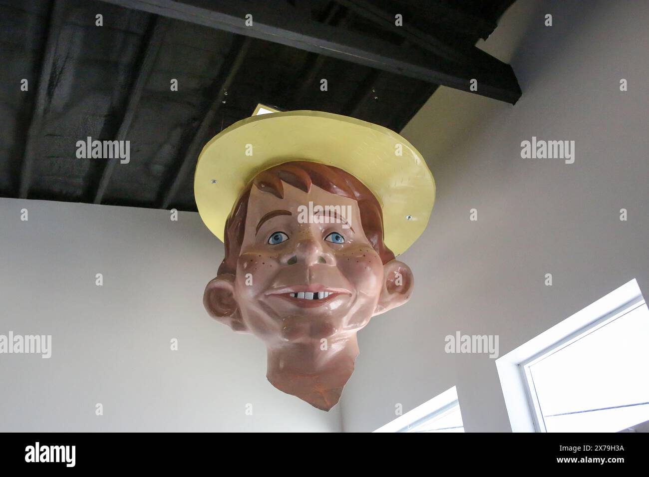 Alfred E. Neuman head in the Museum of Giants, Atlanta, Illinois Stock ...