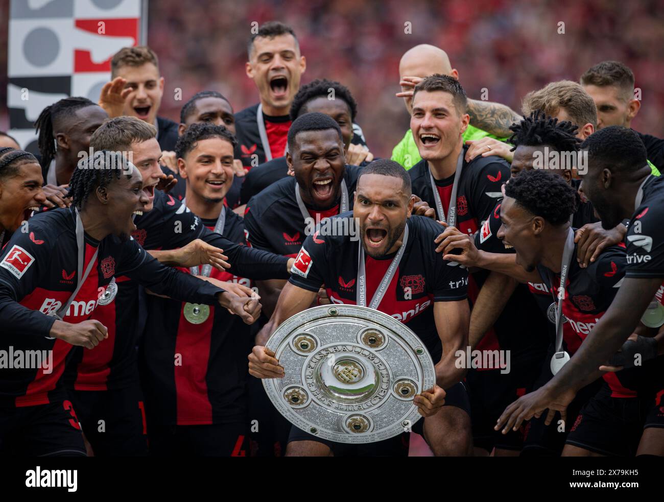 Leverkusen, Germany. 18th Mai 2024. Jonathan Tah (Leverkusen) mit ...
