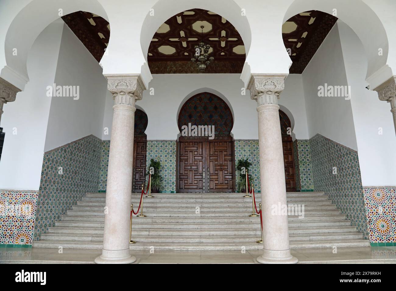 French administration building hi-res stock photography and images - Alamy