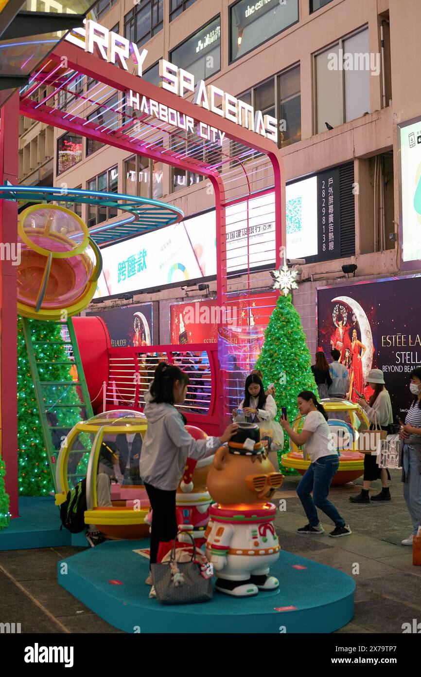 Hong kong time zone hi-res stock photography and images - Alamy