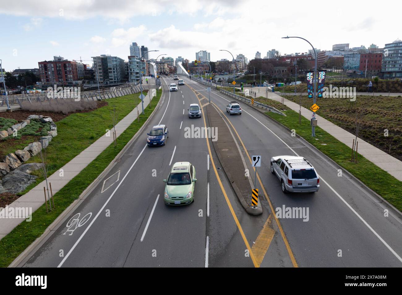 Traffic along Esquimalt Road over the Johnson Street Bridge into downtown Victoria, British ...