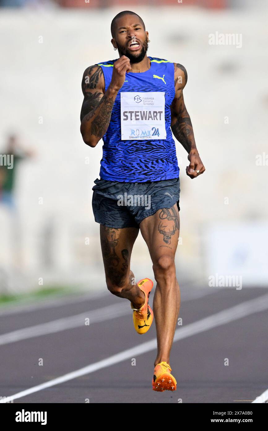 Trevor Stewart of United States competes in the 400m men during the ...