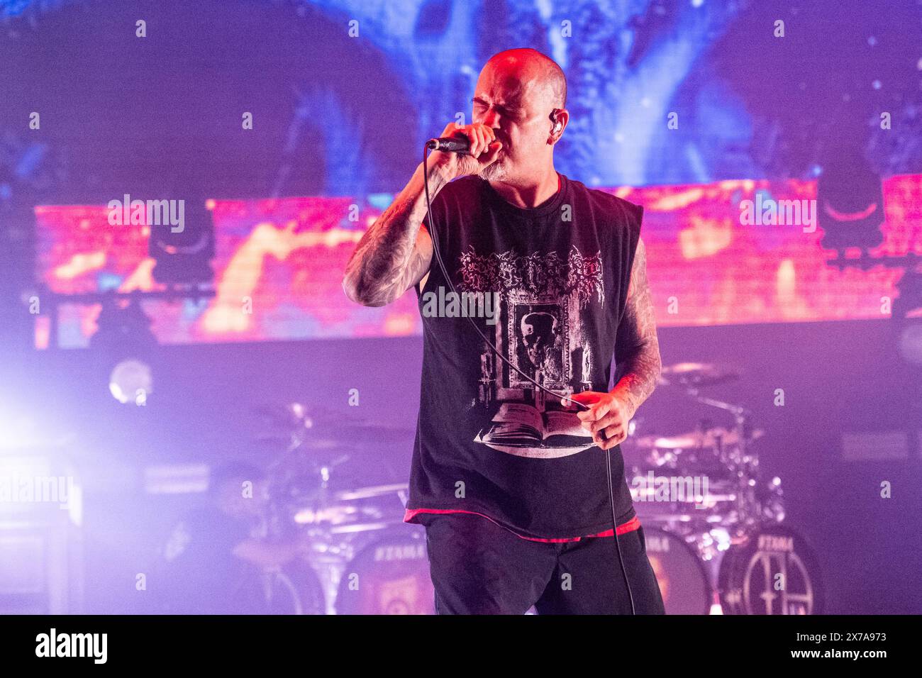 Phil Anselmo of Pantera performs during Sonic Temple Art and Music ...