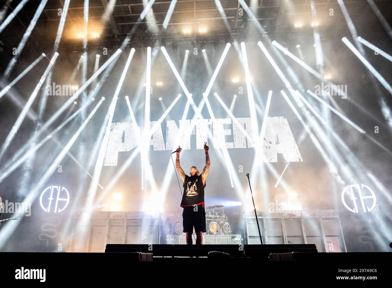 Phil Anselmo of Pantera performs during Sonic Temple Art and Music ...