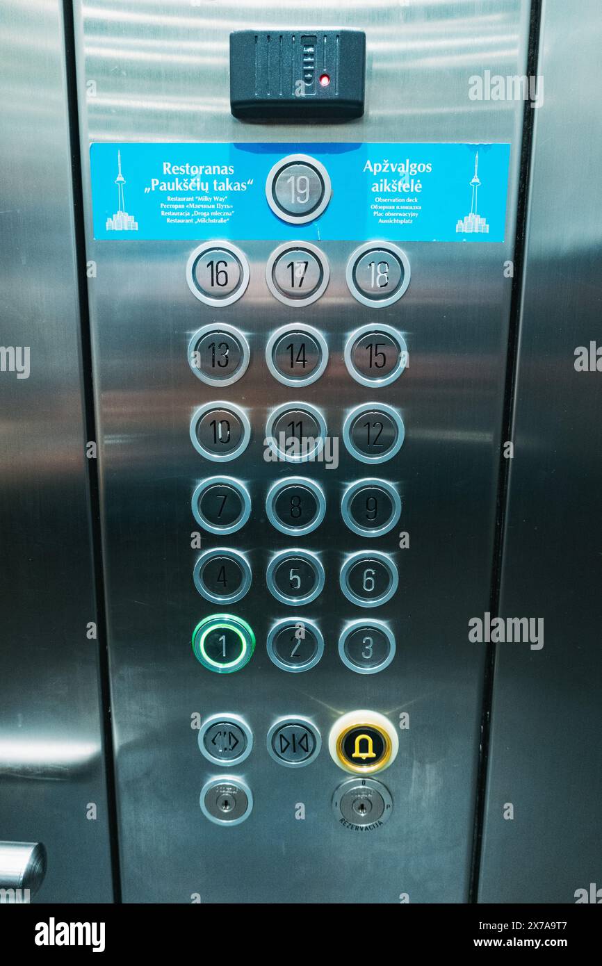 Elevator buttons hi-res stock photography and images - Alamy