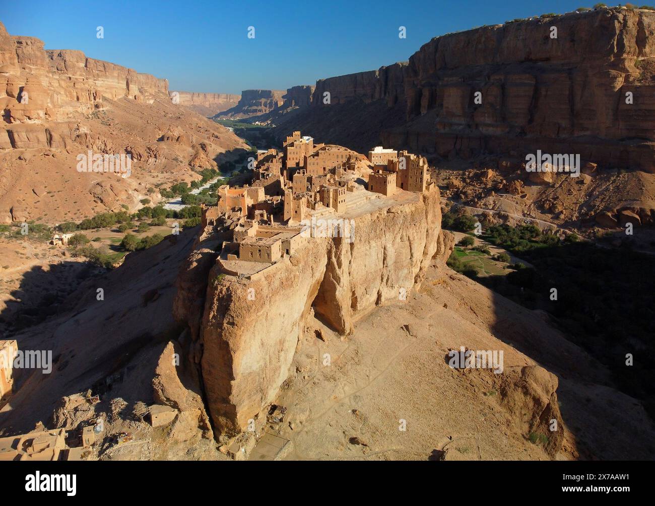 Aerial photo of drone hi-res stock photography and images - Alamy