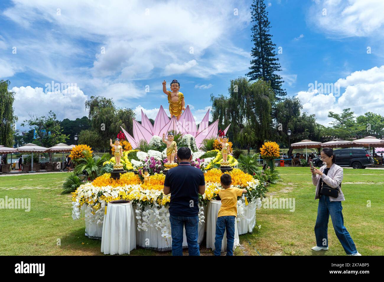 Dalat Region in central vietnam, Buddhist temple Xuan Huong Lake ...