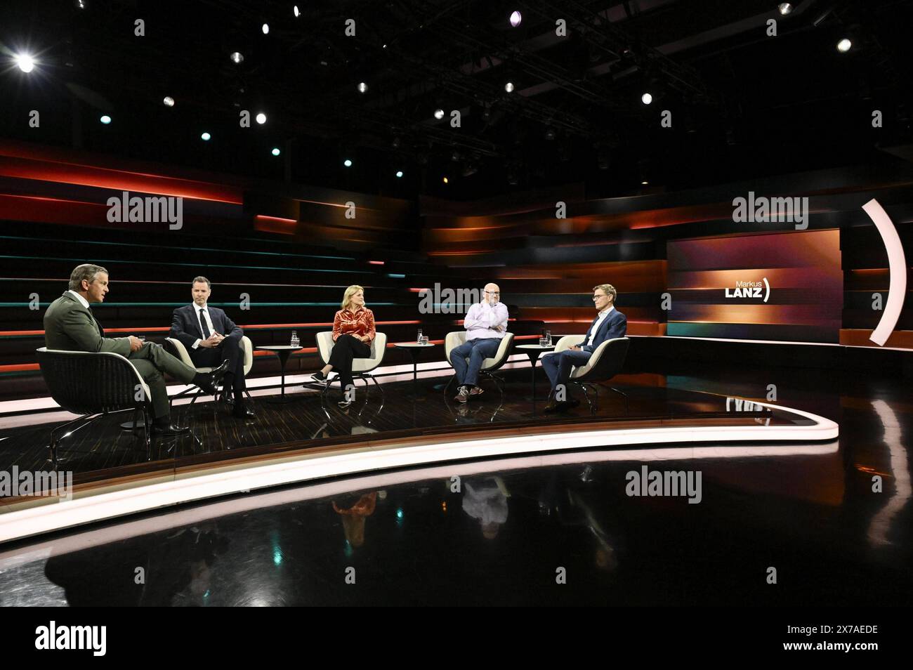 German tv talk show host hi-res stock photography and images - Alamy