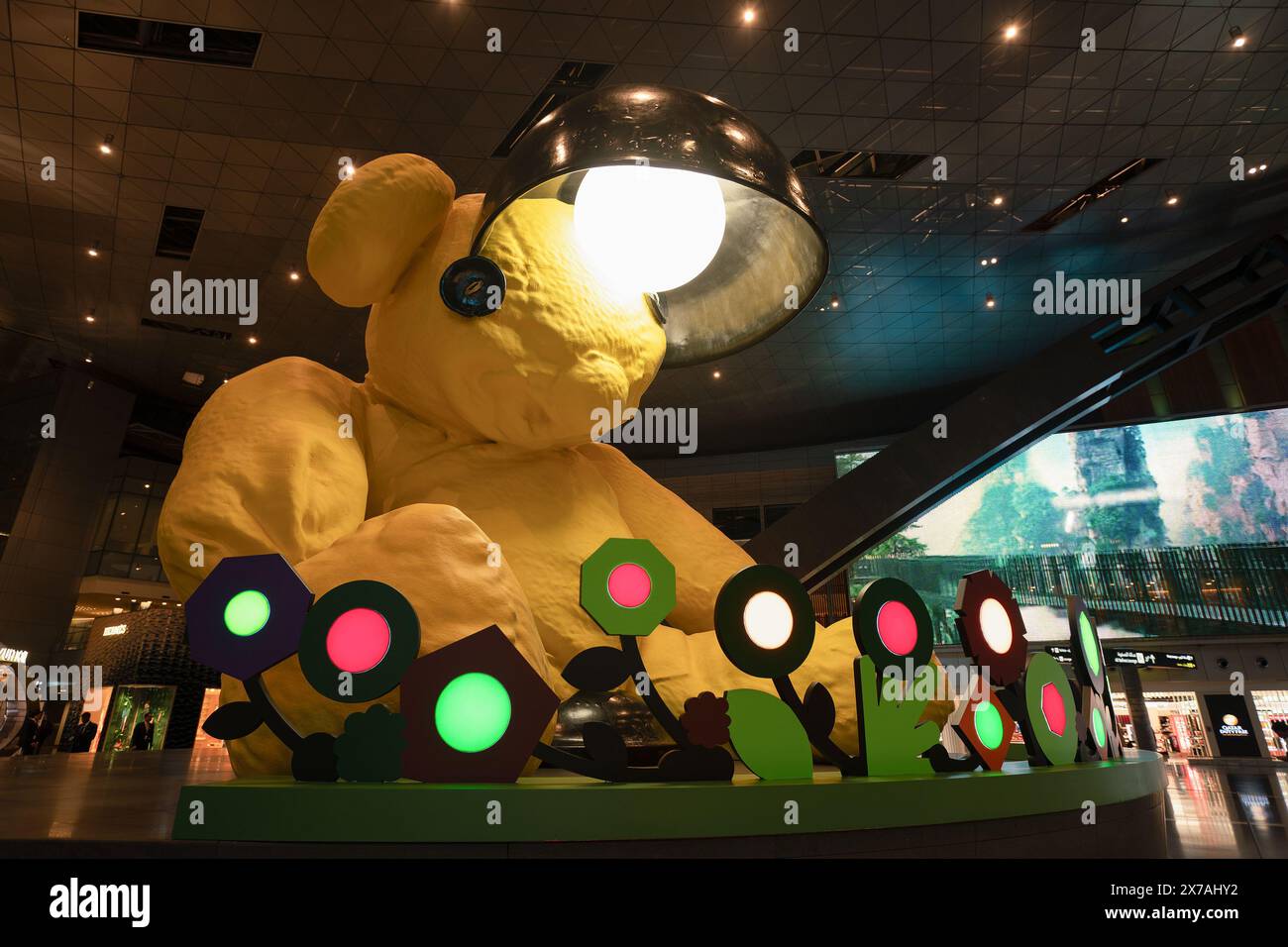 DOHA, QATAR - OCTOBER 13, 2023: Lamp Bear sculpture in Doha’s Hamad ...