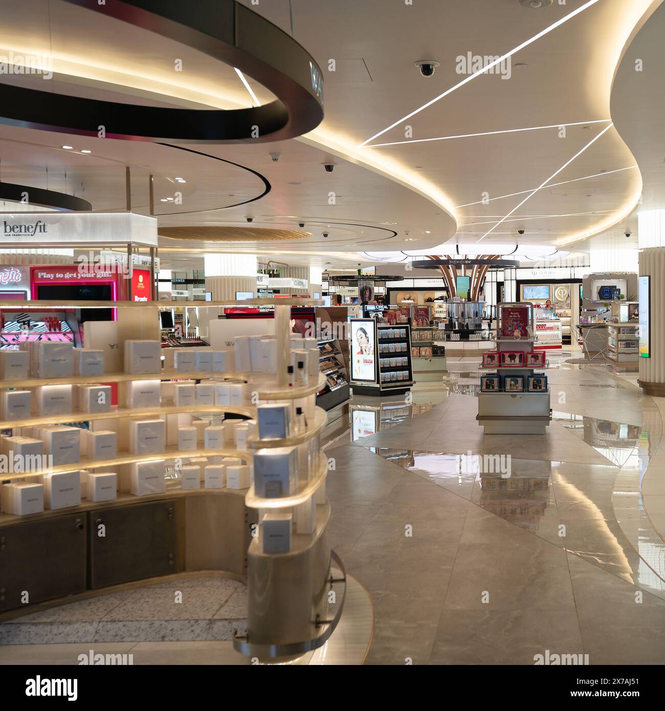 DOHA, QATAR - OCTOBER 13, 2023: cosmetics products for sale at Hamad ...