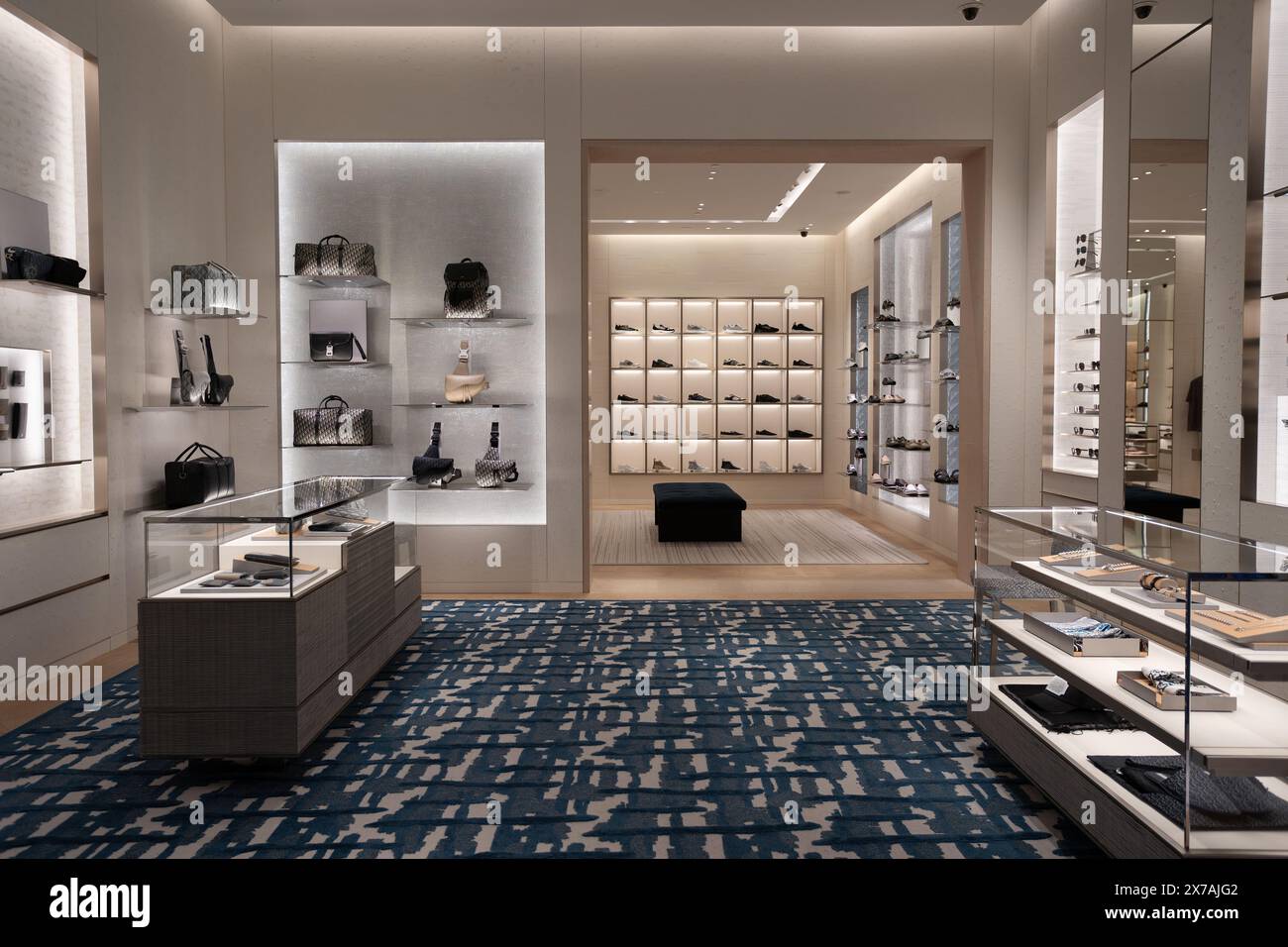DOHA, QATAR - OCTOBER 13, 2023: interior shot of Dior store in Hamad ...
