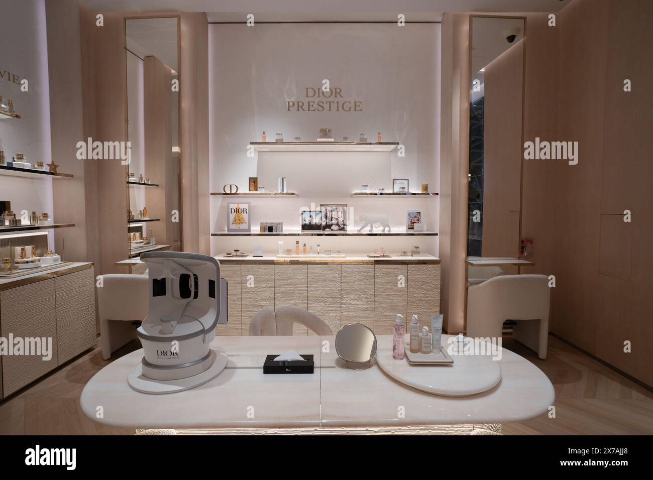 DOHA, QATAR - OCTOBER 13, 2023: interior shot of Dior store in Hamad ...
