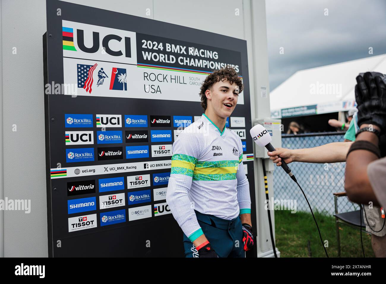 Mens bmx mens junior hi-res stock photography and images - Alamy