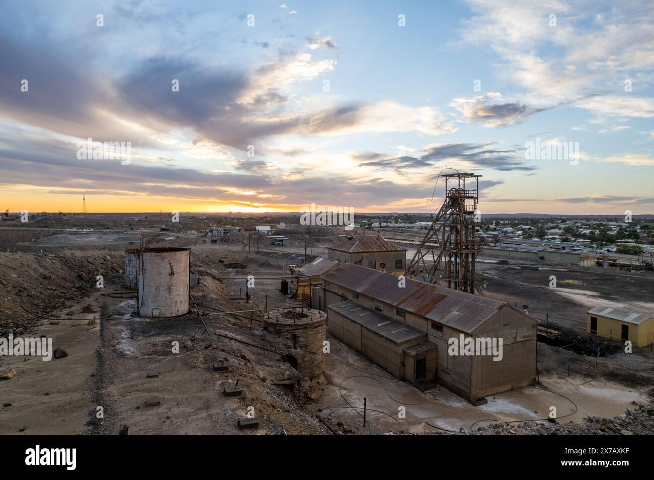 Disused abandoned mine shaft and buildings at Broken Hill's Line of ...