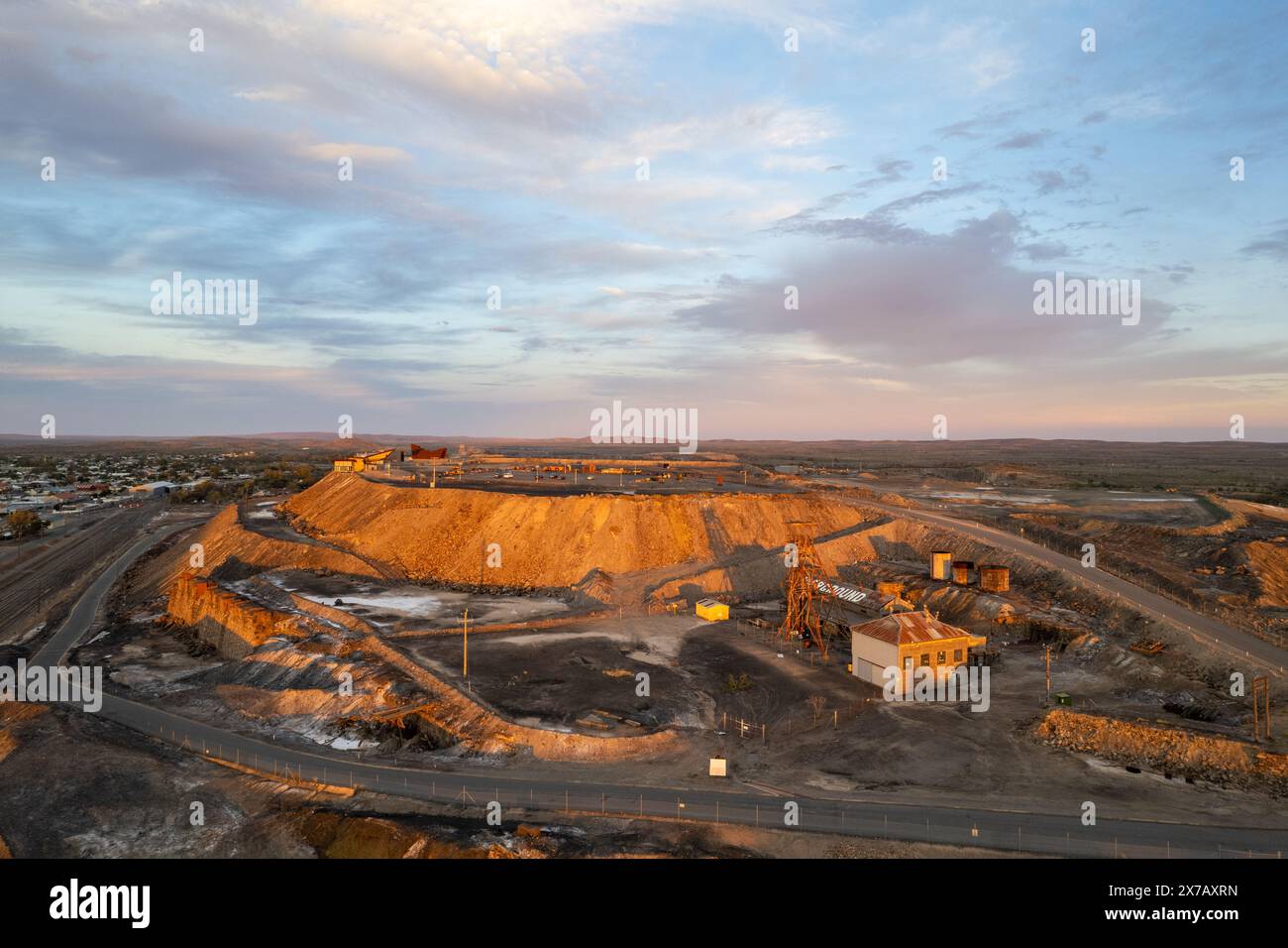 Disused abandoned mine shaft and buildings at Broken Hill's Line of ...