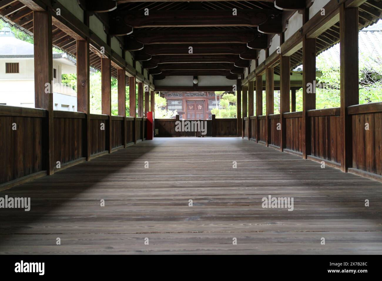 Roofed corridor in Seiryo-ji Temple, Kyoto, Japan Stock Photo - Alamy