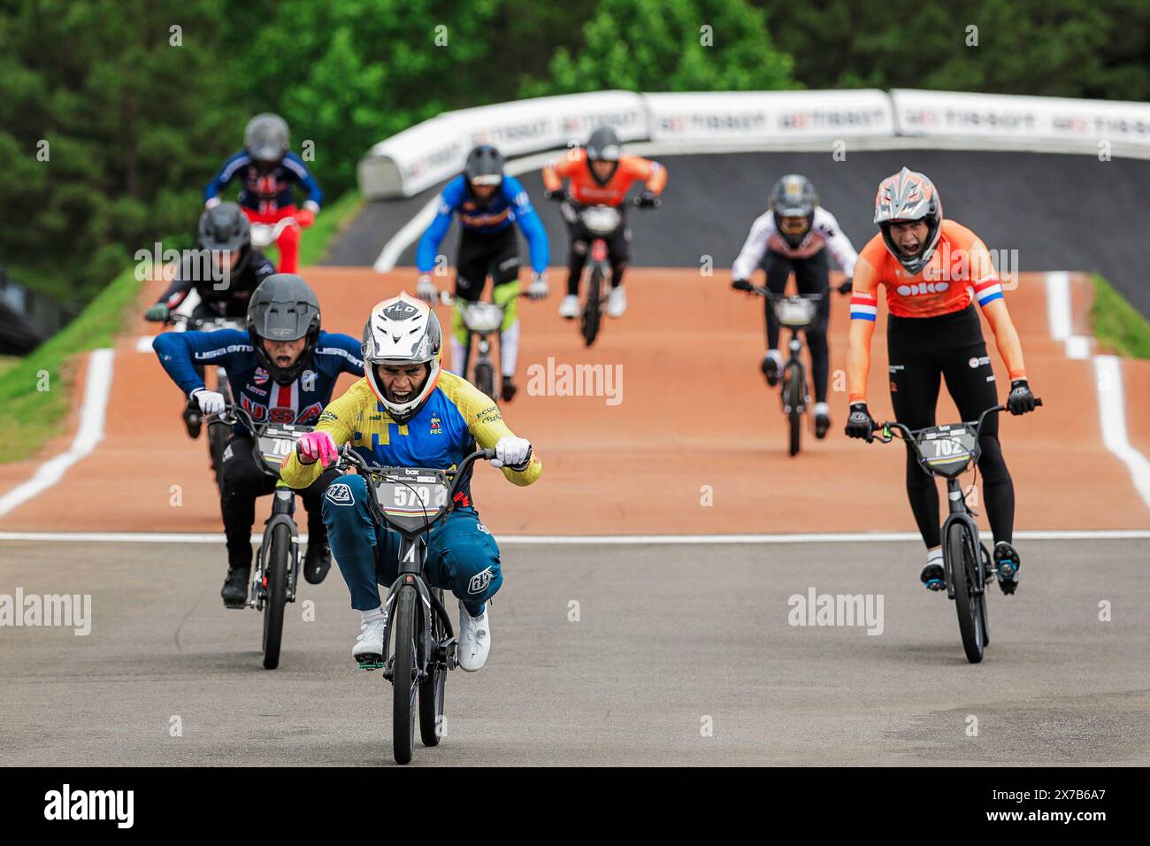 Ecuador bmx racing hi-res stock photography and images - Alamy