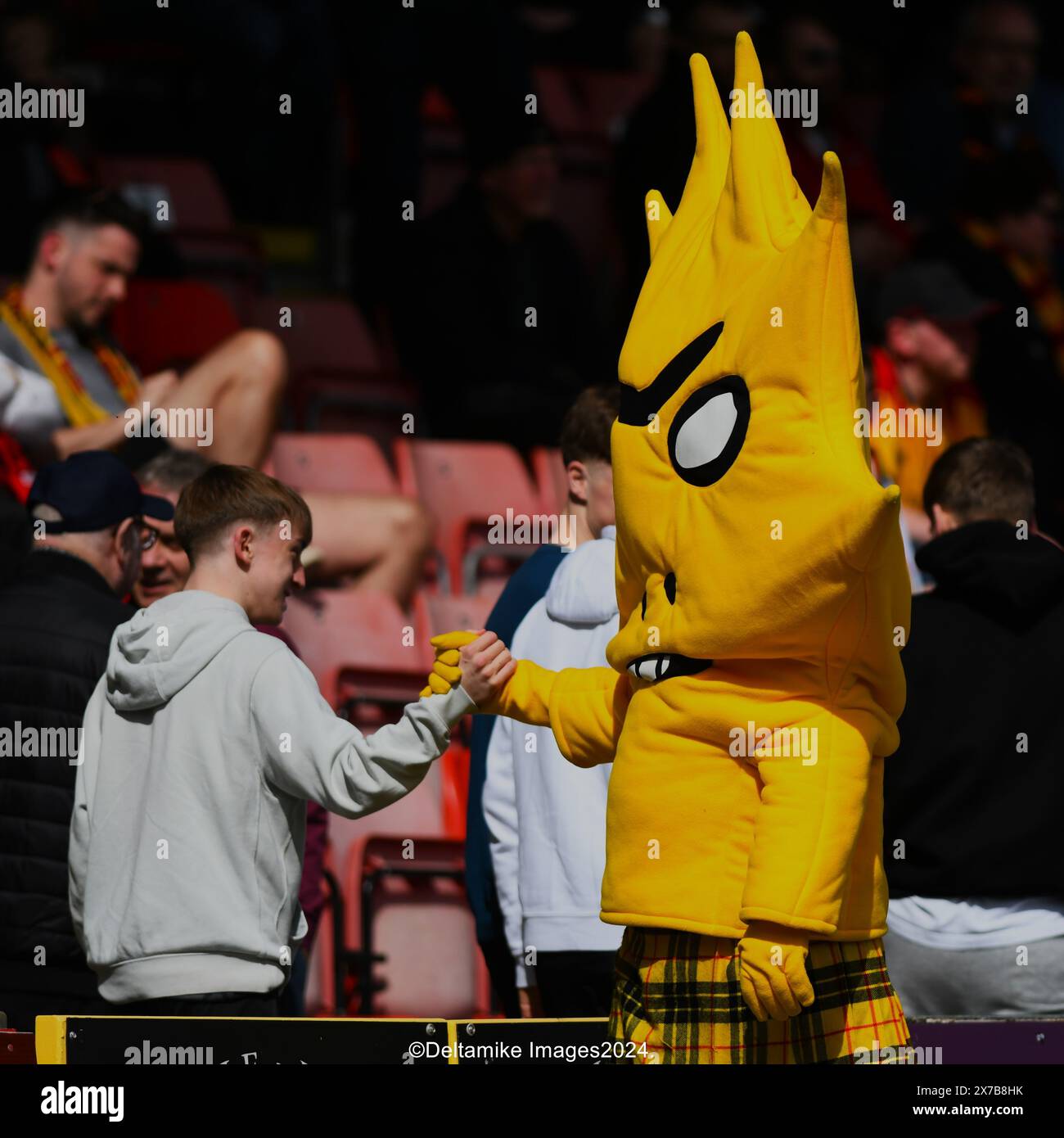 Kingsley partick thistle mascot hi-res stock photography and images - Alamy