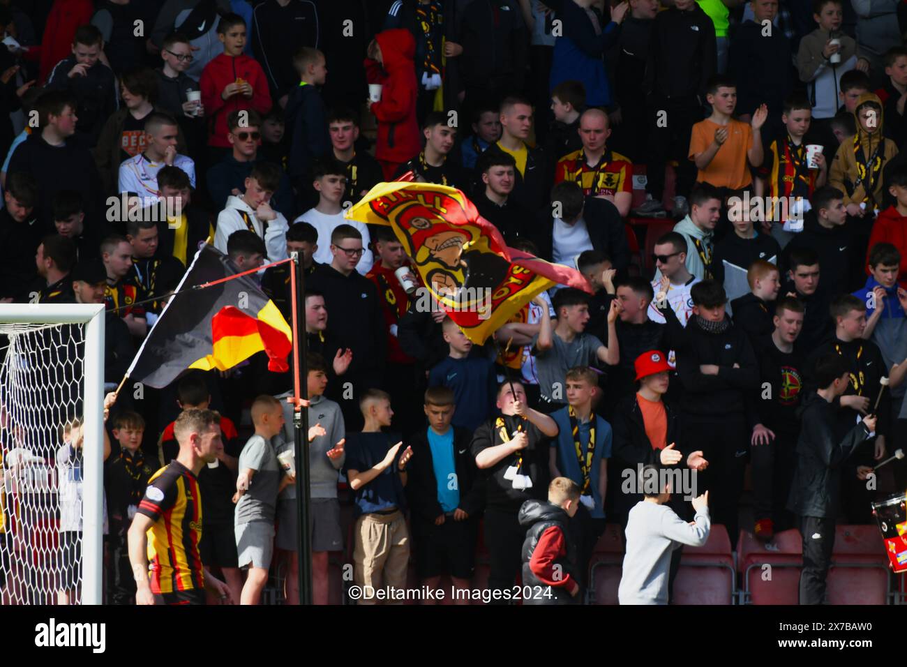 Partick thistle fans hi-res stock photography and images - Alamy
