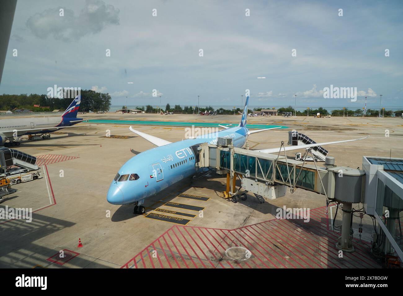 PHUKET, THAILAND - MAY 09, 2023: Etihad Airways Boeing 787-9 Dreamliner ...