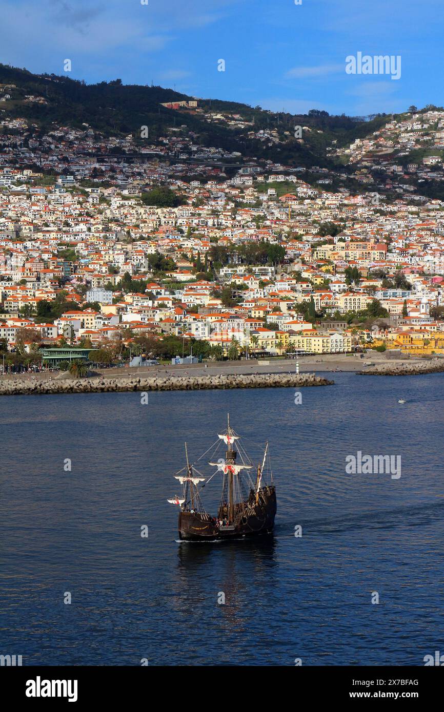 Replica sailing vessel Santa Maria in the harbour of Funchal, Madeira ...