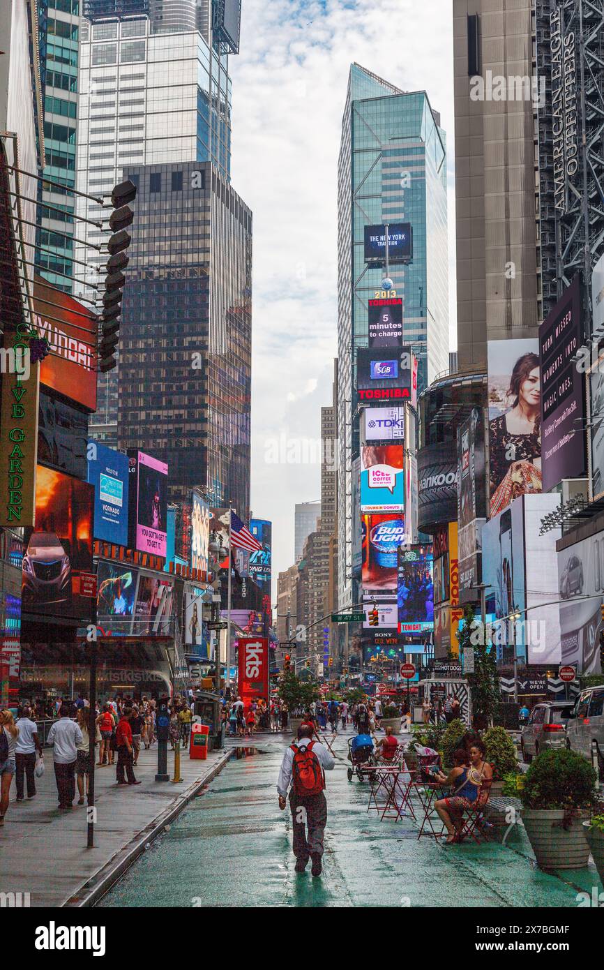 The colorful billboards at the modern buildings in Times Square ...