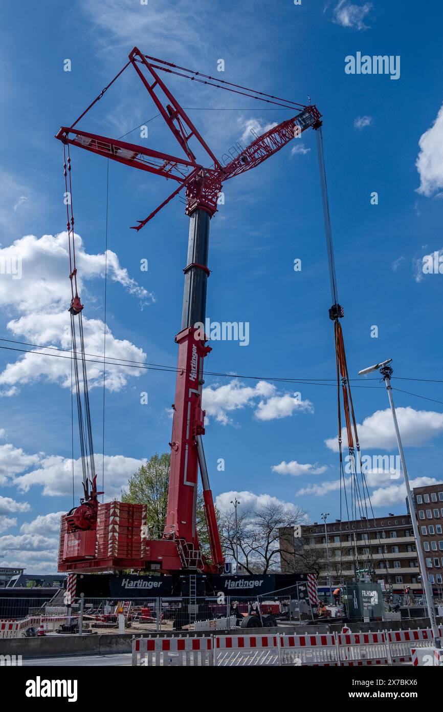Hamburg, Germany - 04 21 2024: View of a lattice boom crane against a ...