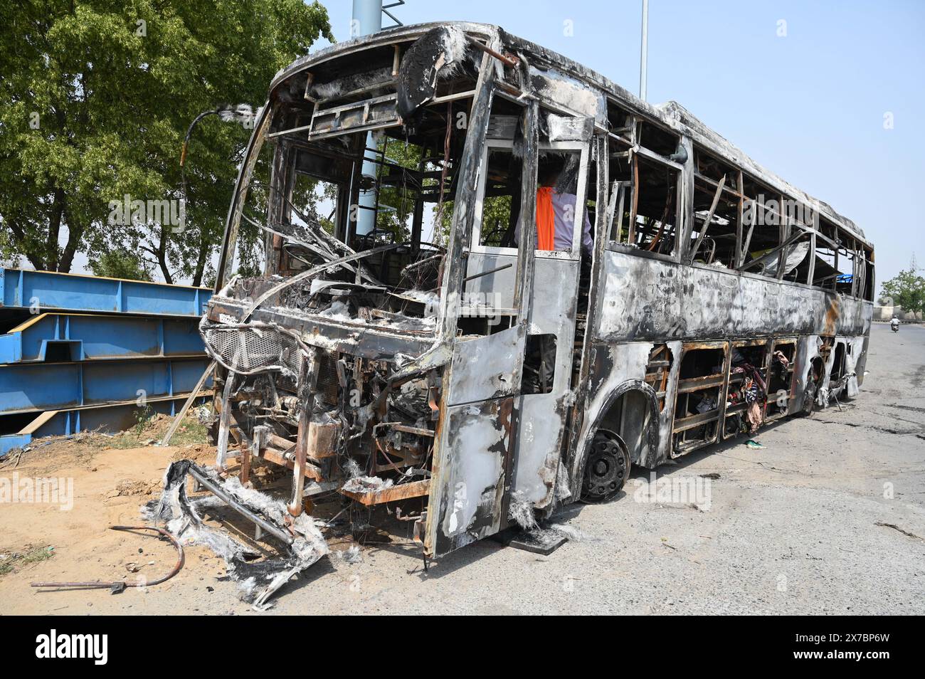 Ghaziabad, India. 18th May, 2024. GURUGRAM, INDIA - MAY 18: Family ...