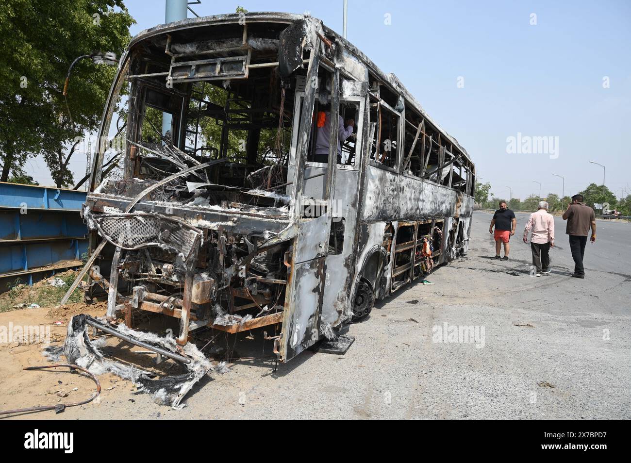 Ghaziabad, India. 18th May, 2024. GURUGRAM, INDIA - MAY 18: Family ...