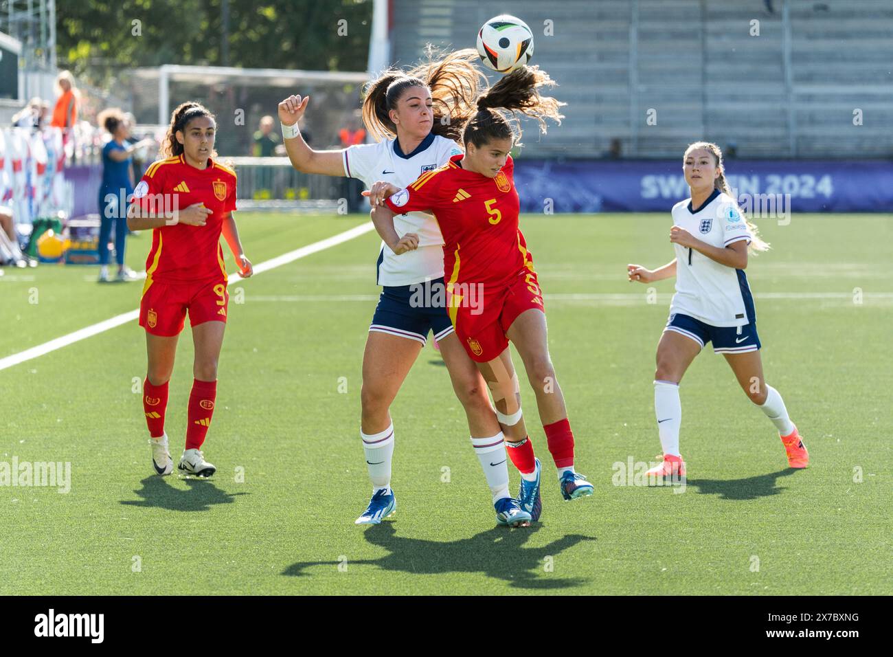 Malmö, Sweden. 18th, May 2024. Amaya (5) of Spain and Isabella Fisher (9) of England seen during ...