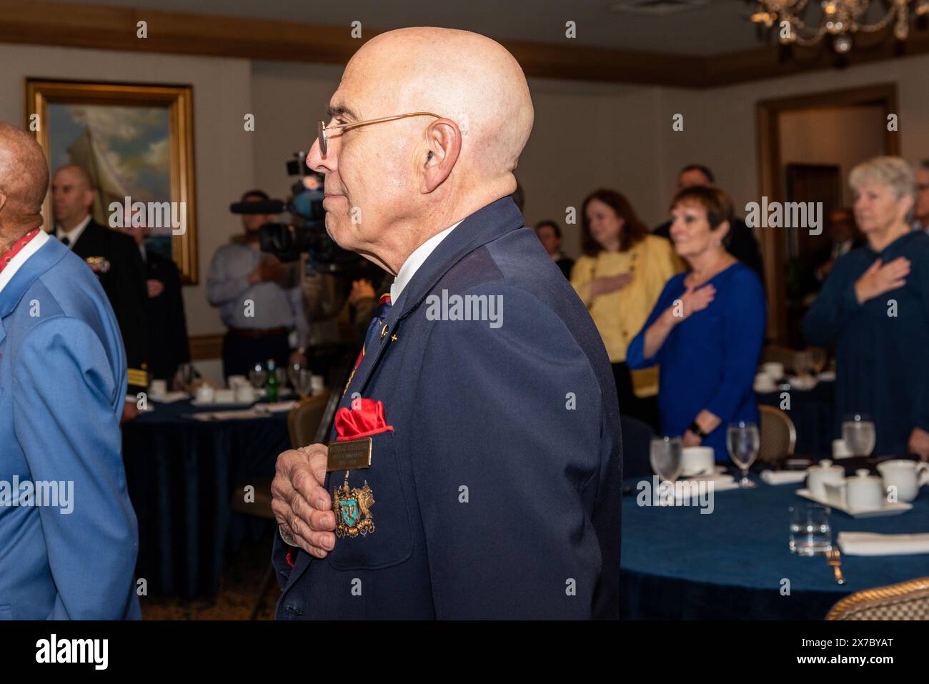 Presentation of the plaque commemorating US Medal of Honor recipients ...