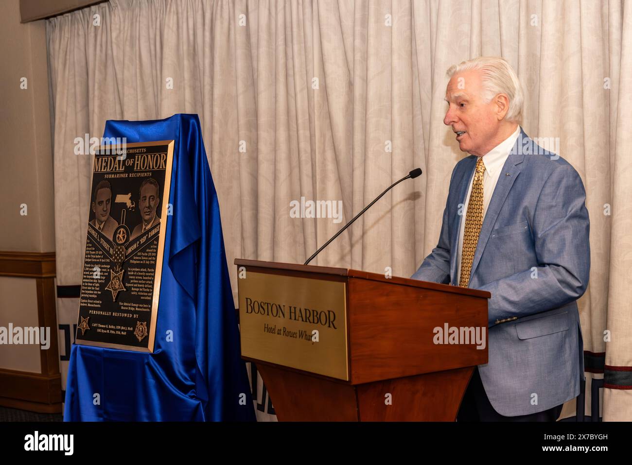 Uss ramage hi-res stock photography and images - Alamy