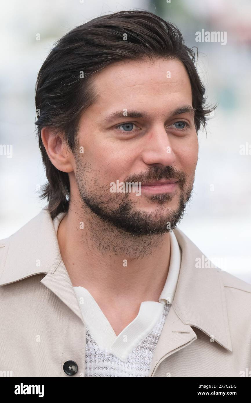 Cannes, France. 19th May, 2024. Lucas Bravo poses at the Photocall for ...