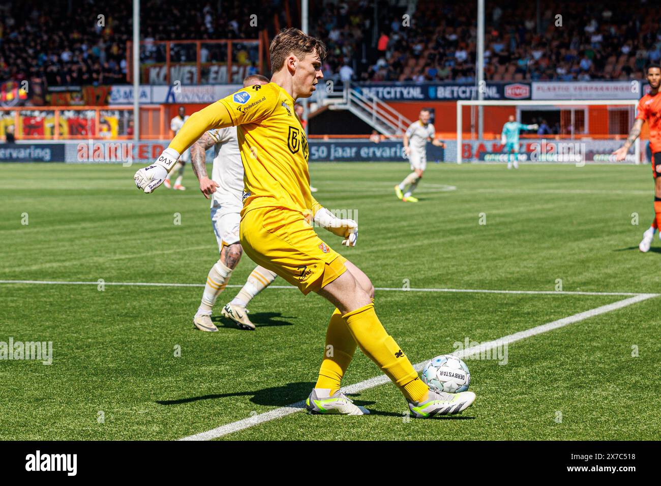 Volendam, Netherlands. 19th May, 2024. VOLENDAM, NETHERLANDS - MAY 19: goalkeeper Kayne van ...