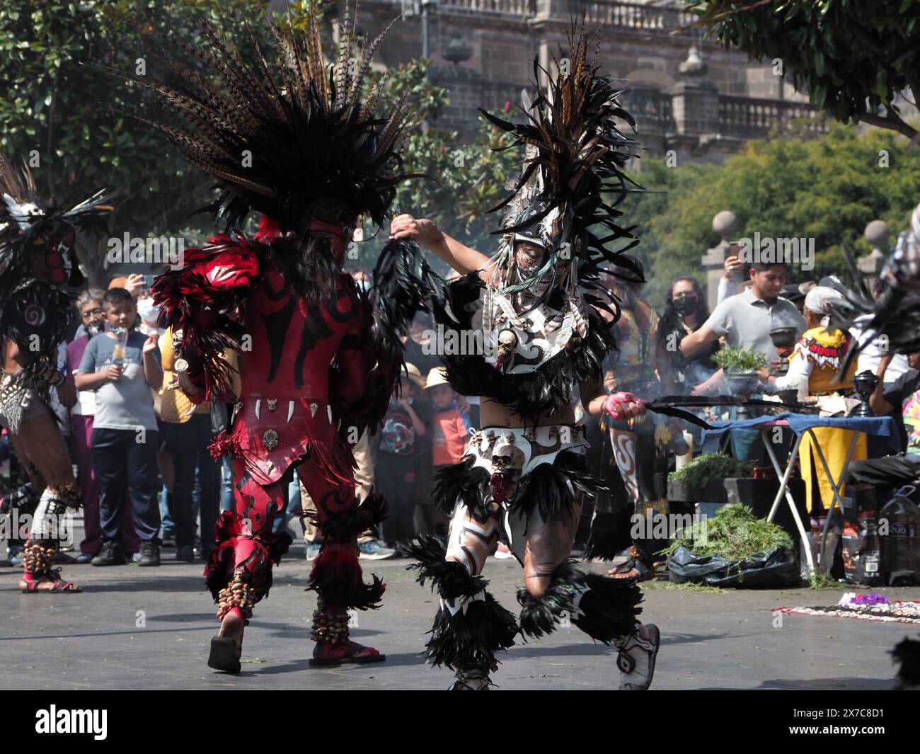 Nahuatl Aztec Indians, Mexico City, Day of the Dead, 11 November 2022 ...