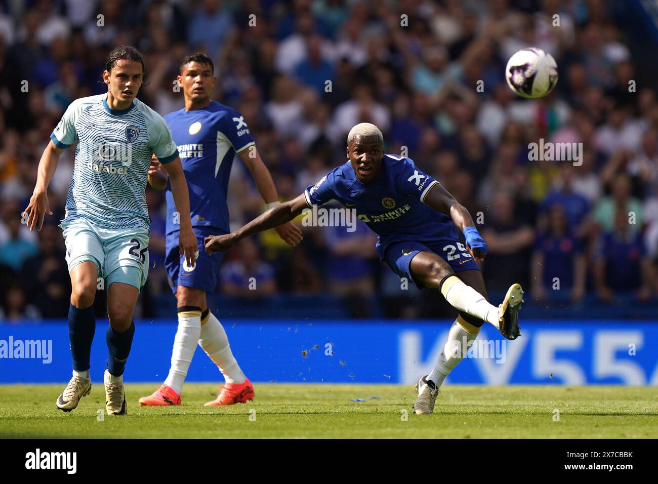 Chelsea's Moises Caicedo scores their side's first goal of the game ...