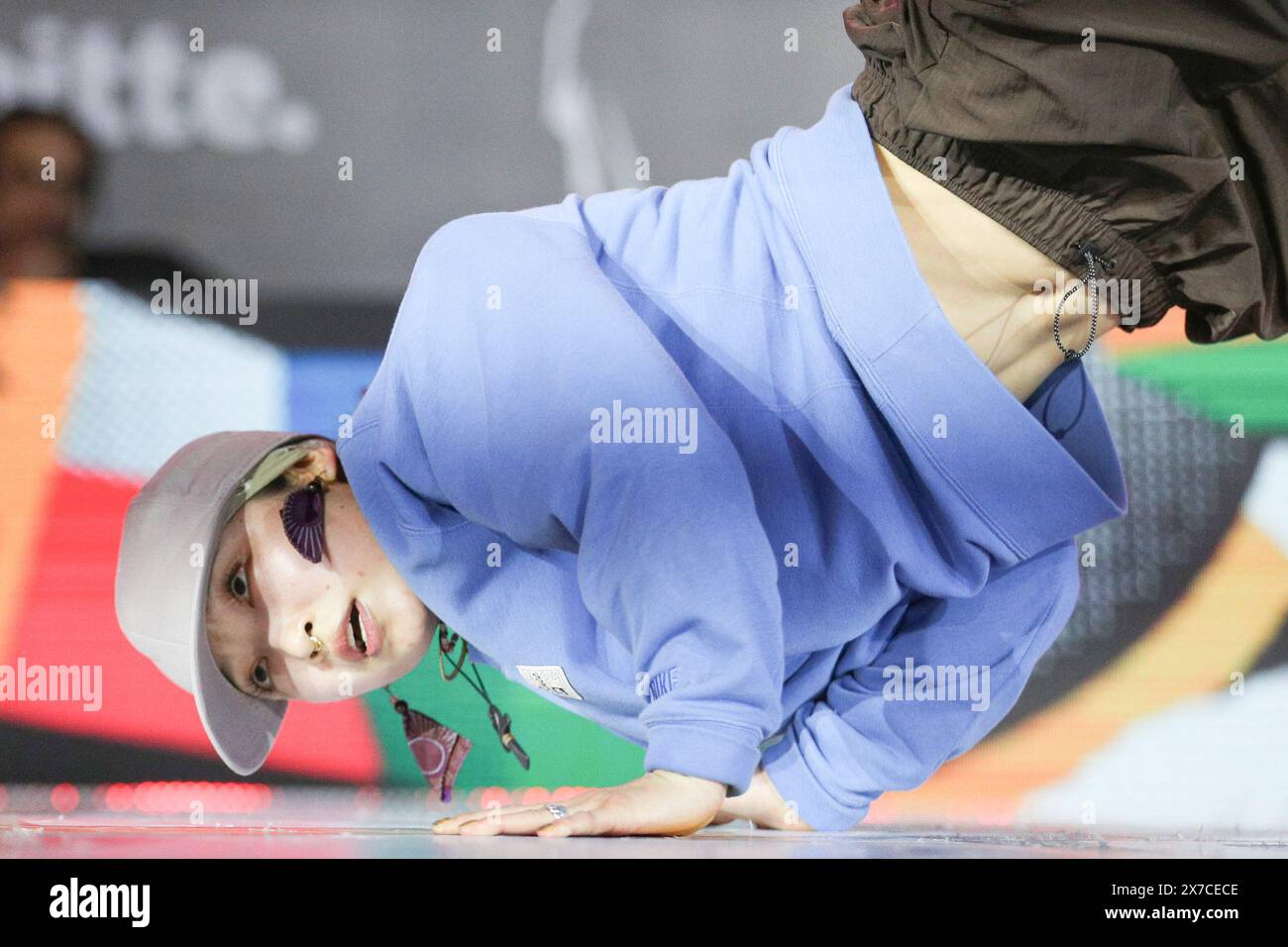 (240519) -- SHANGHAI, May 19, 2024 (Xinhua) -- Yuasa Ami of Japan ...