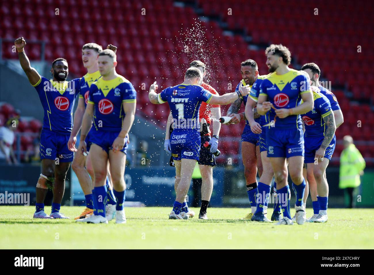 Huddersfield giants v warrington wolves betfred challenge cup hi-res ...