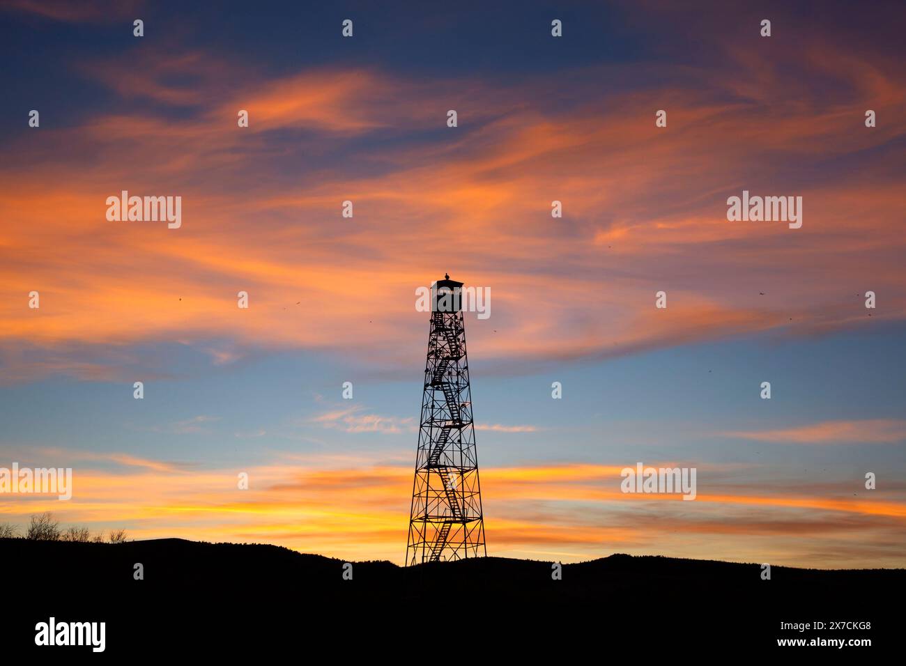 P Ranch lookout tower sunset, Malheur National Wildlife Refuge, Oregon ...
