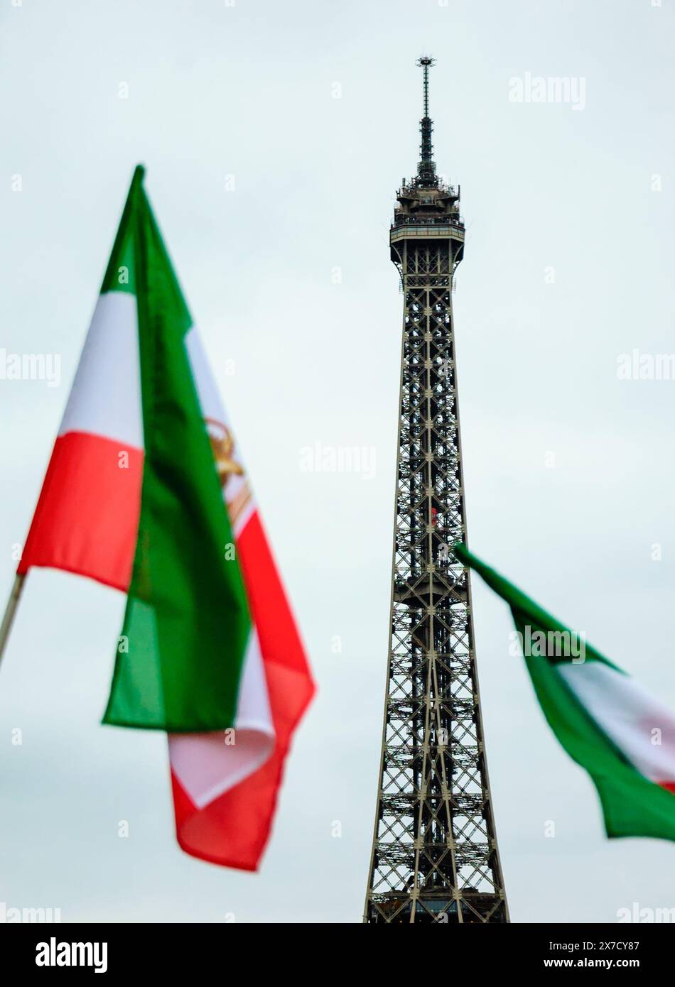 Old Iranian flag (Iran's flag under the former Shah regime) and Eiffel ...