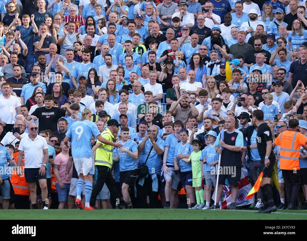 Manchester City fans waiting pitchside ready to invade towards the end ...