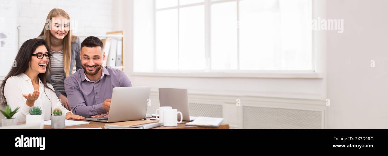 Happy businesspeople working together hi-res stock photography and ...
