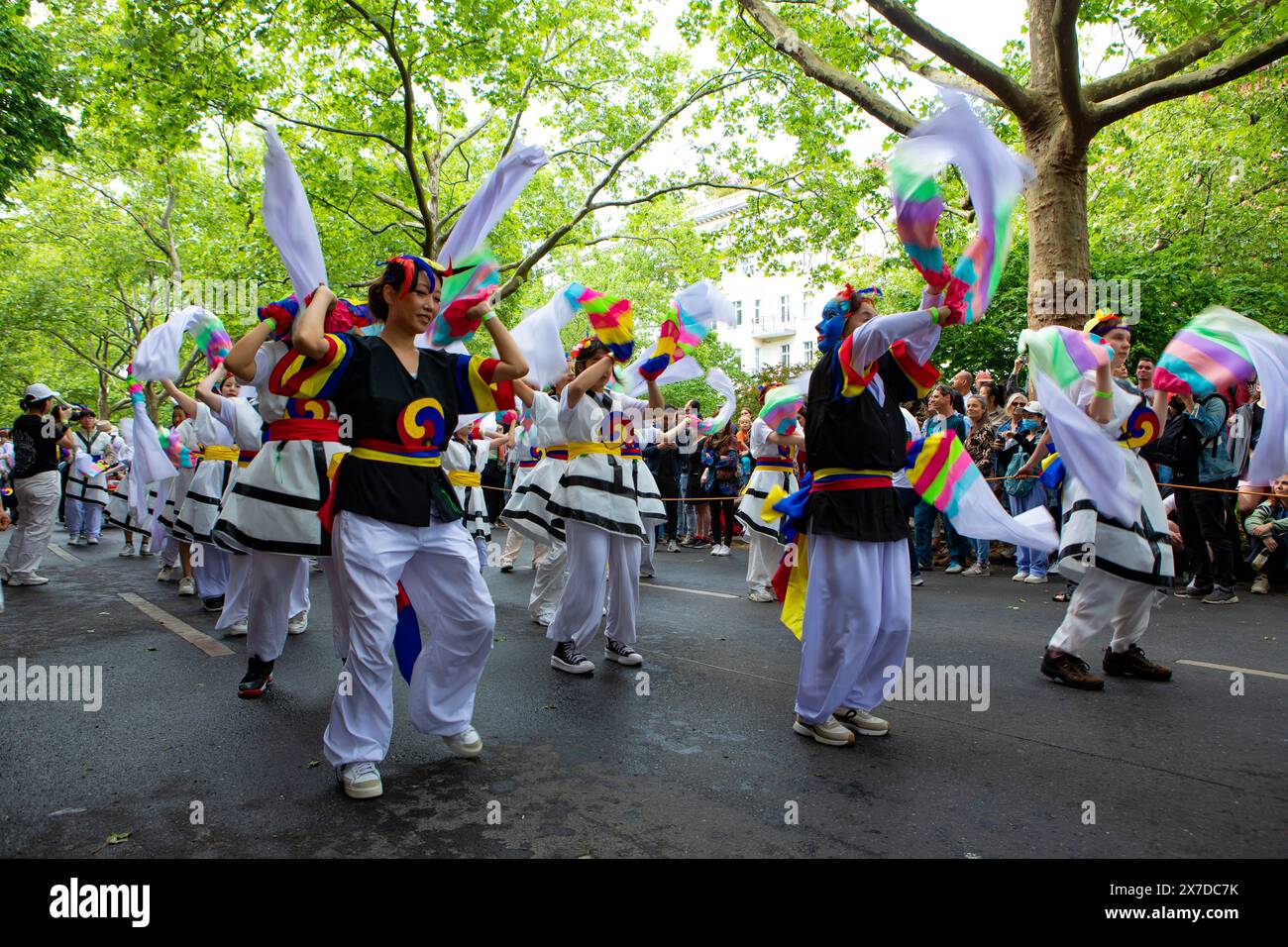 Karneval der Kulturen Karneval der Kulturen 2024 in Berlin Kreuzberg, fotografiert am 19. Mai ...