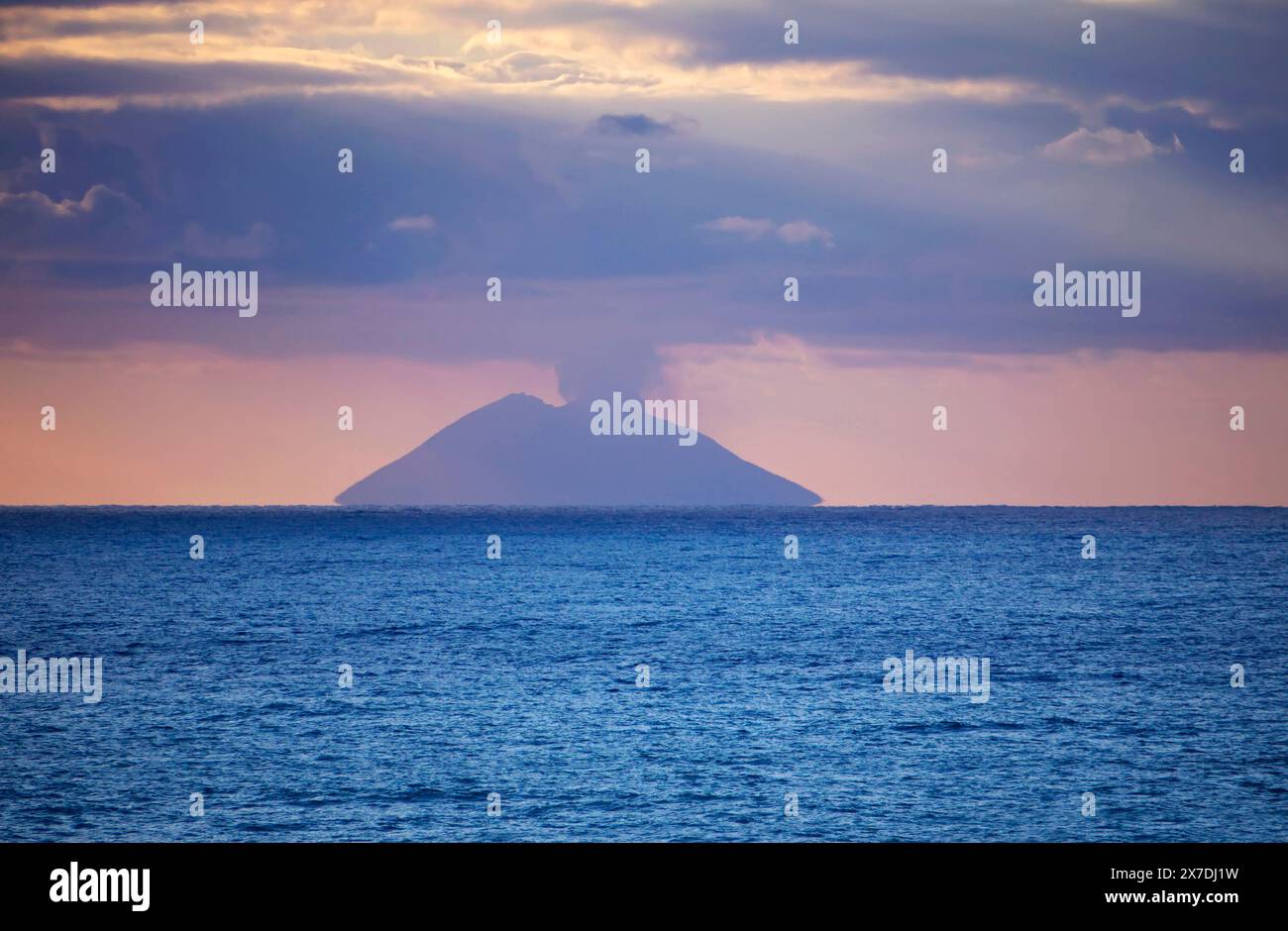 Italy, tyrrhenian sea, Aeolian islands, view of Stromboli island from ...